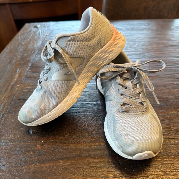 New Balance | Shoes | New Balance Girls Greypink Arishi V2 Sneakers ...